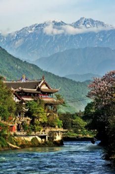 Dujiangyan scenic spot